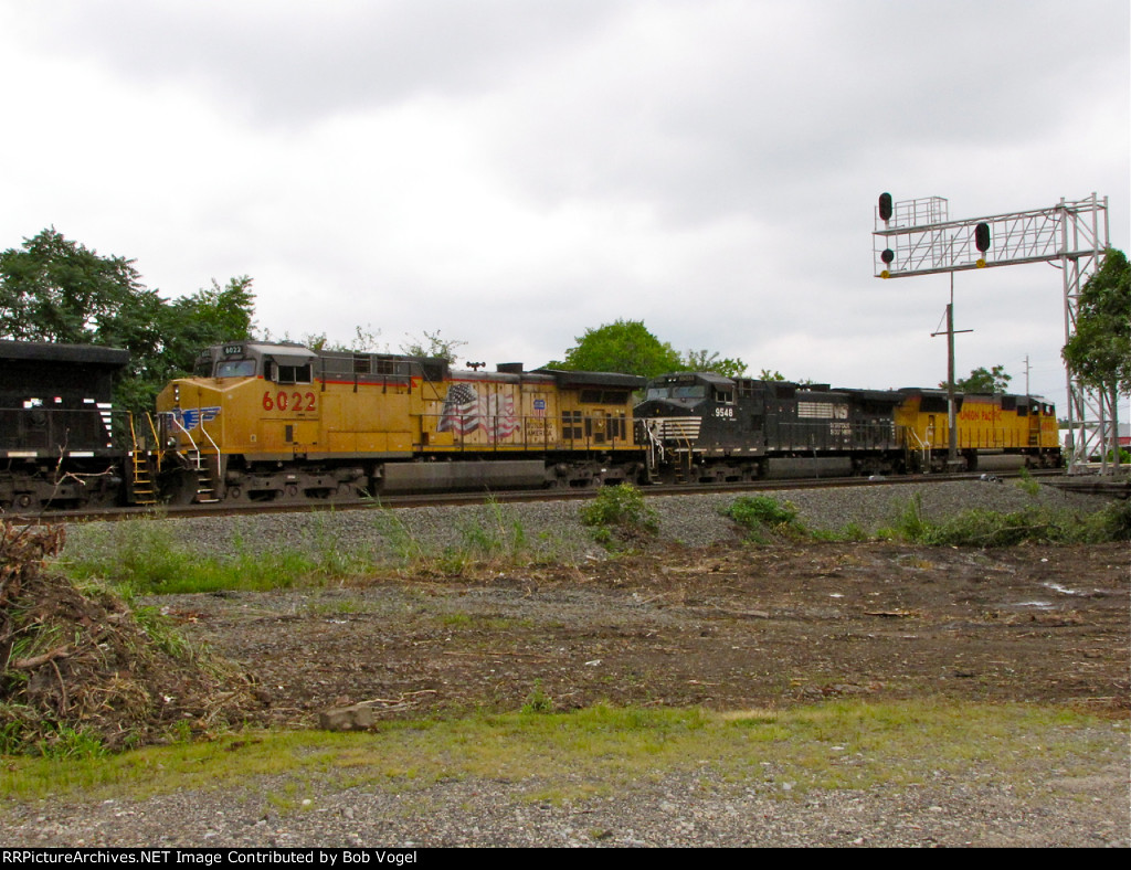 UP 6022, NS 9548, UP 4890